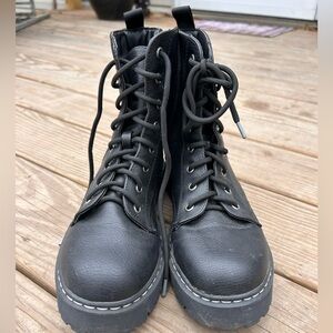 UNIONBAY | Shoes | Unionbay Womens Hayden Combat Boot Black Size 85 ...